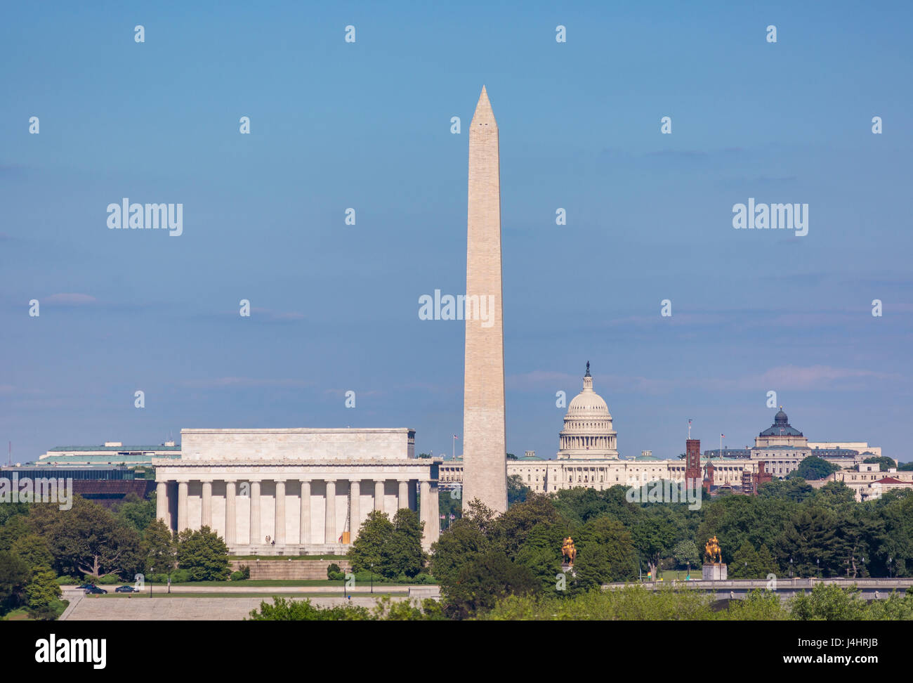 WASHINGTON, DC, USA - Skyline of Lincoln Memorial, Washington Monument ...
