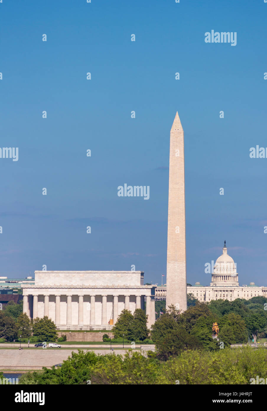 WASHINGTON, DC, USA - Skyline of Lincoln Memorial, Washington Monument ...