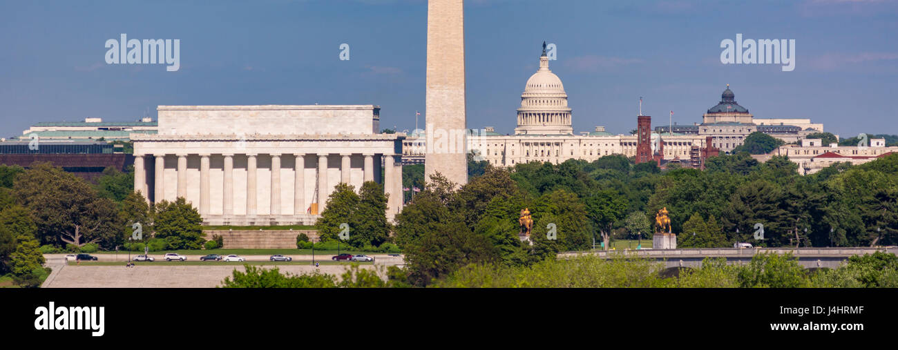 WASHINGTON, DC, USA - Skyline of Lincoln Memorial, Washington Monument ...