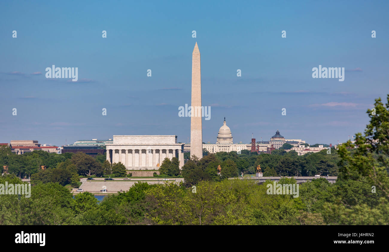 WASHINGTON, DC, USA - Skyline of Lincoln Memorial, Washington Monument ...