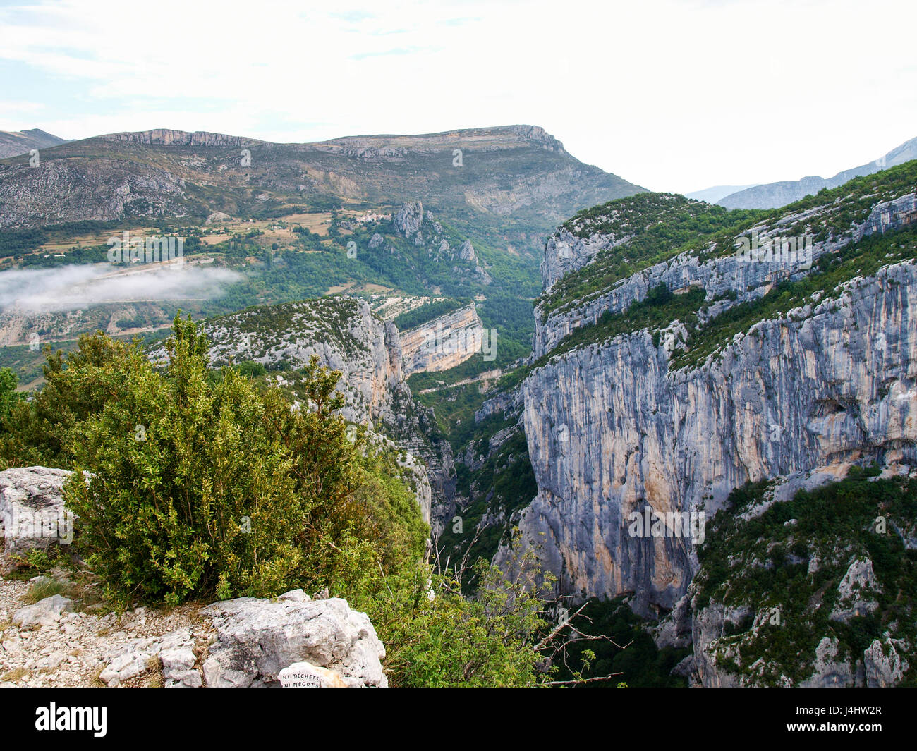 Verdon, France: pass road and surrounding mountains Stock Photo - Alamy