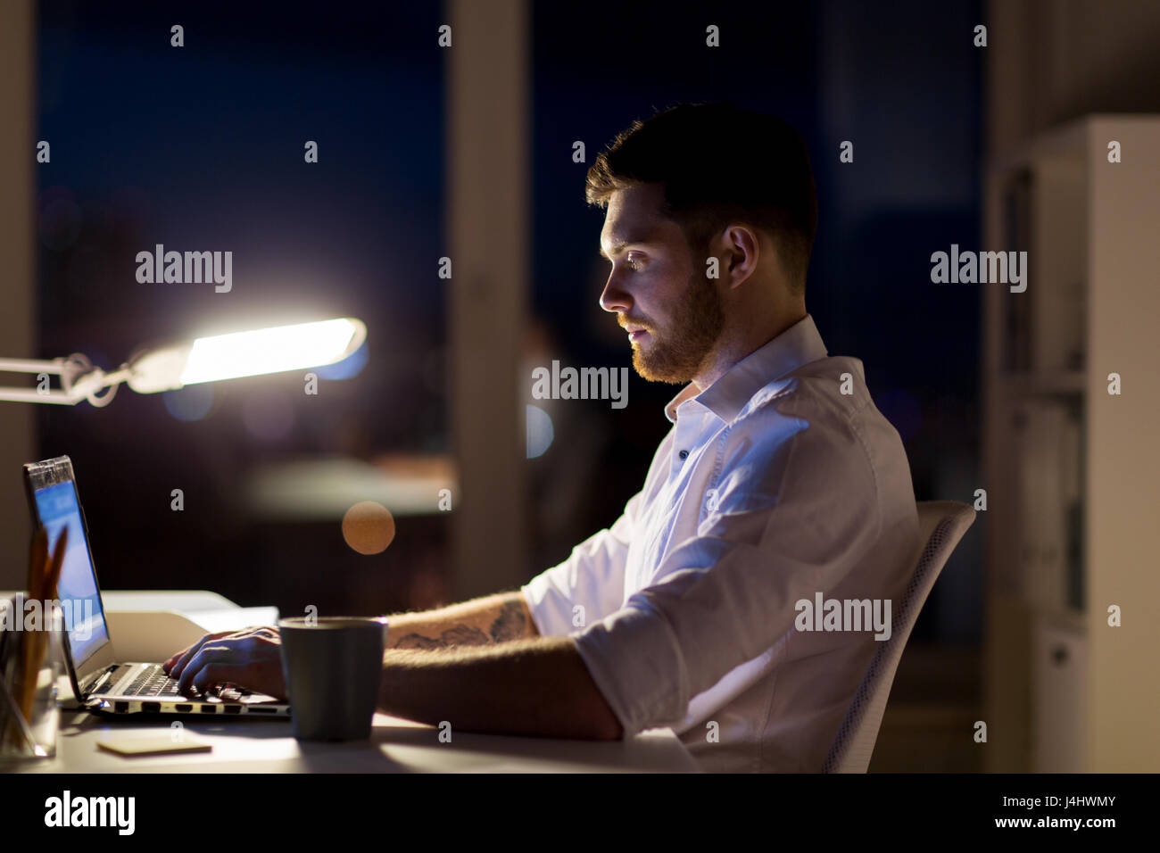 Overtime hi-res stock photography and images - Alamy