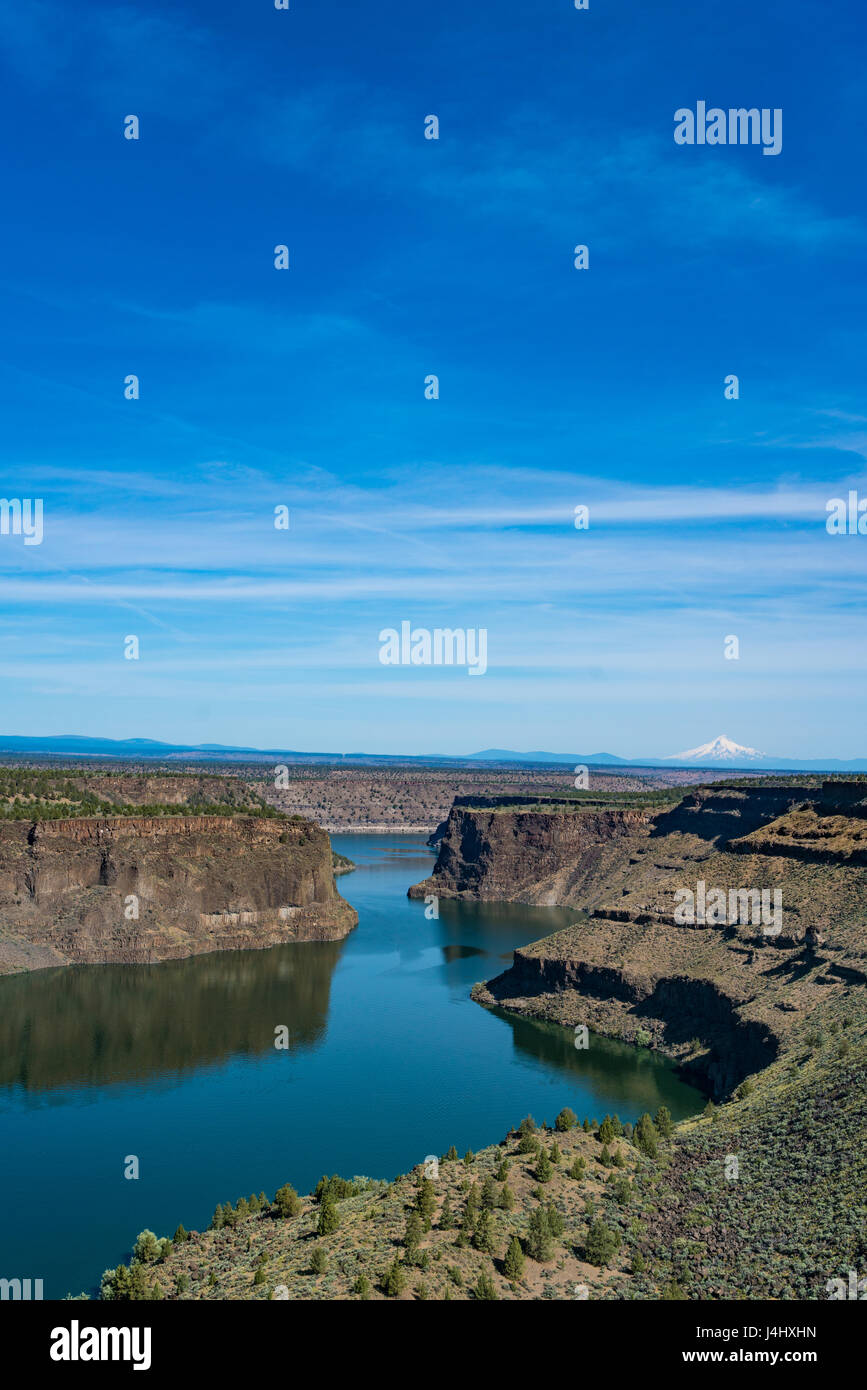 Lake billy chinook hi-res stock photography and images - Alamy