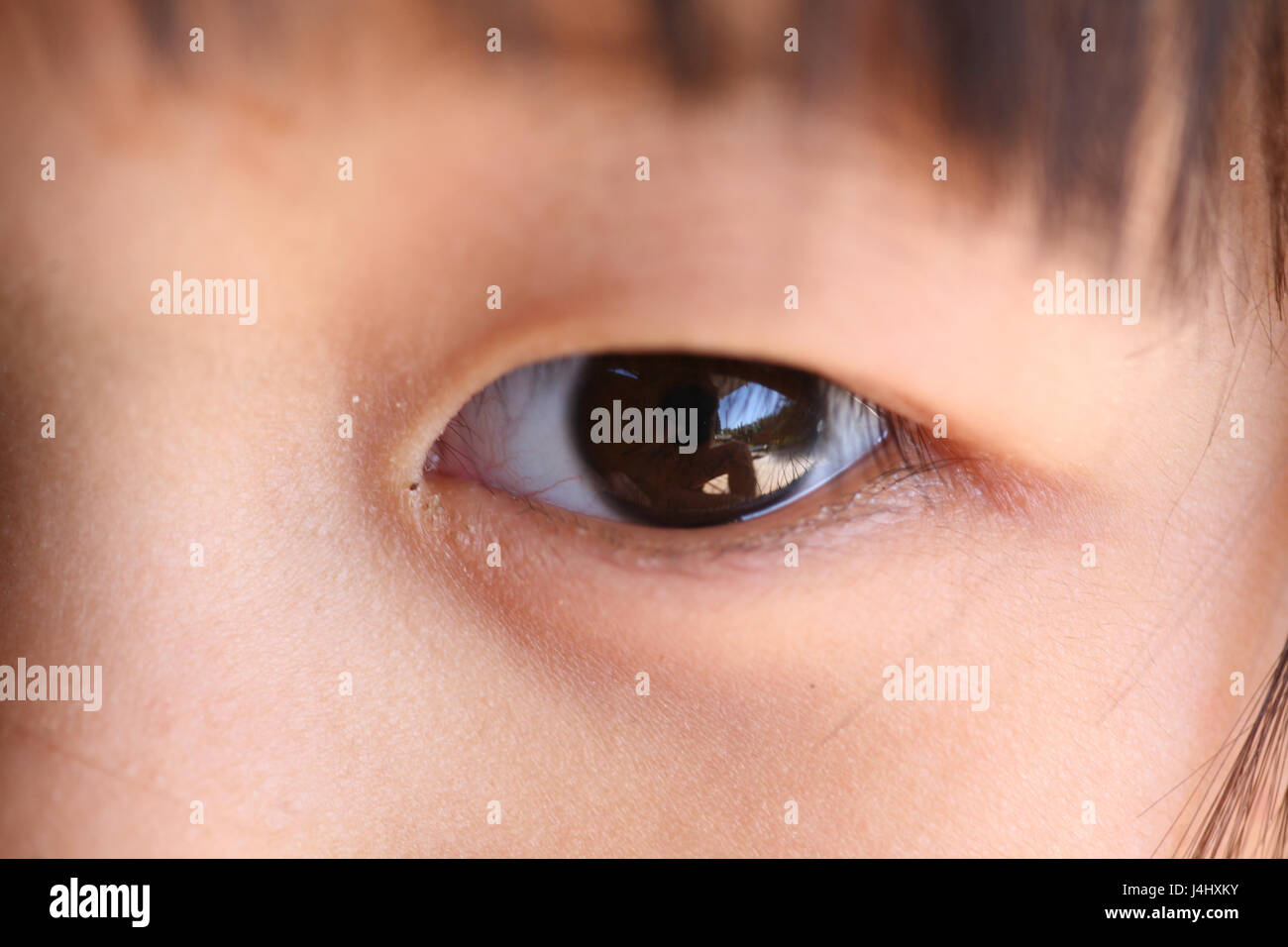 Cute chinese baby girl thinking hi-res stock photography and images - Alamy