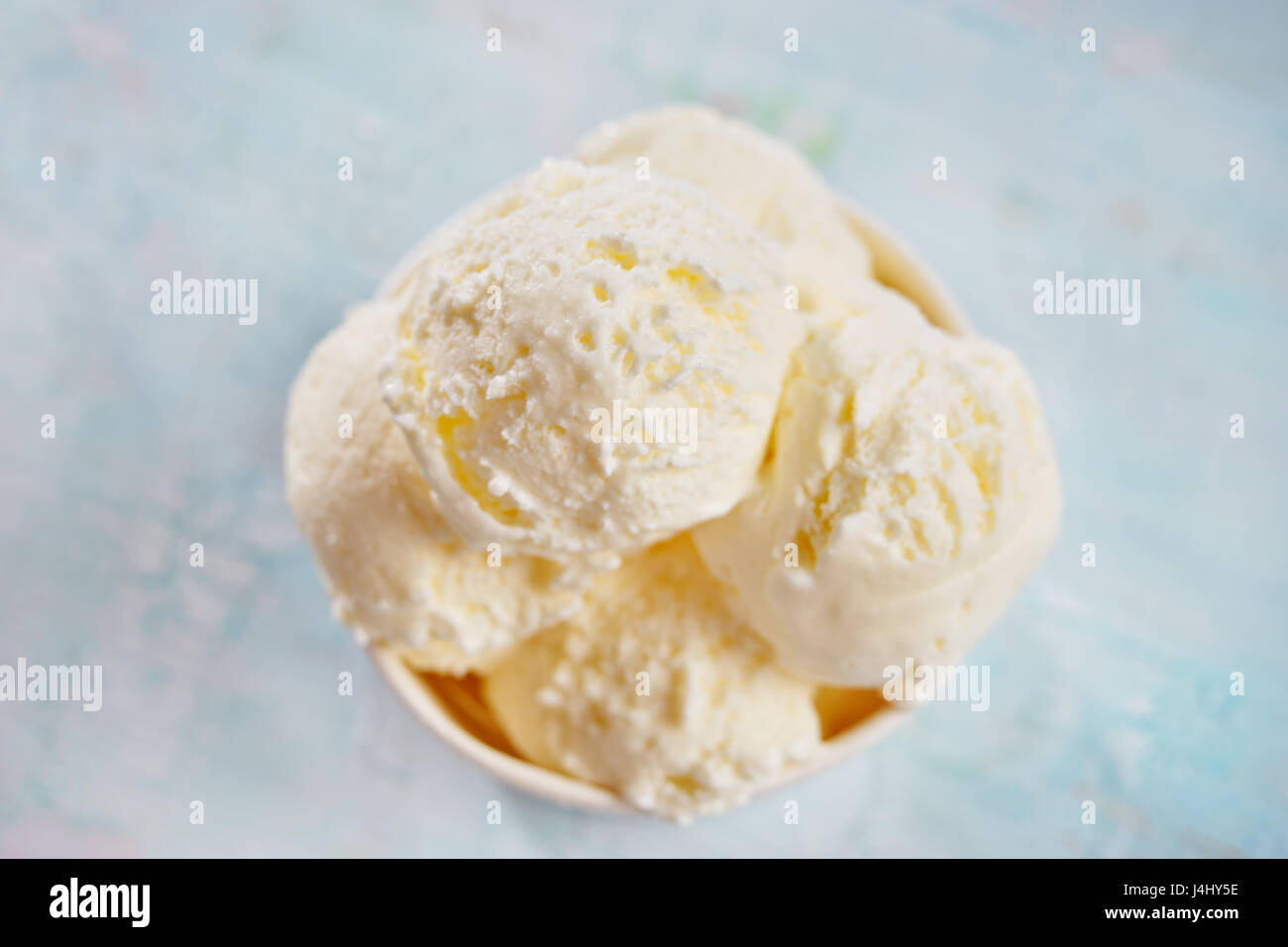 Vanilla white ice cream Stock Photo - Alamy