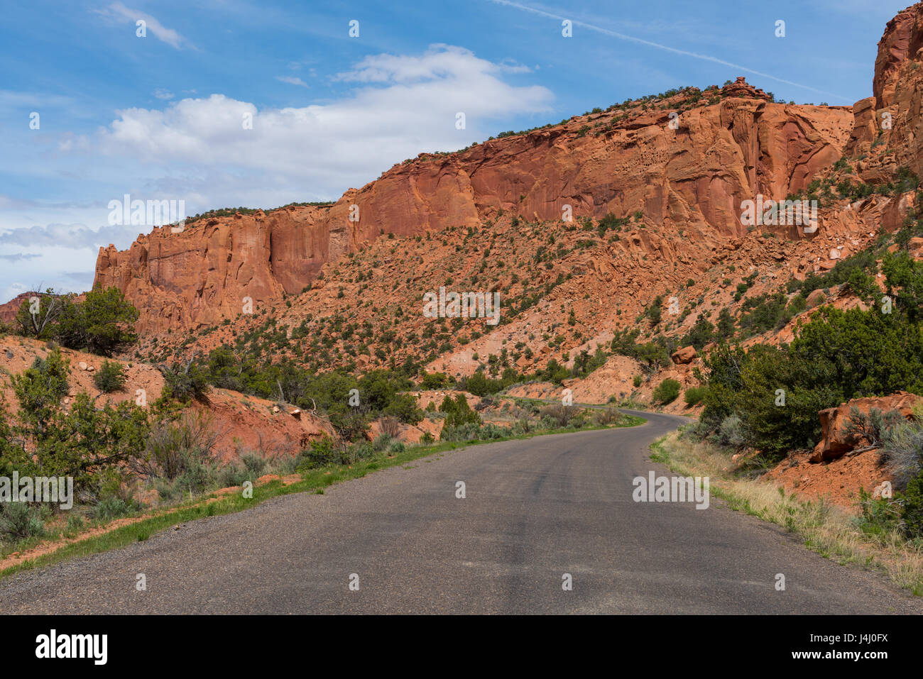 Burr Trail Road, the scenic route in southern Utah Stock Photo - Alamy