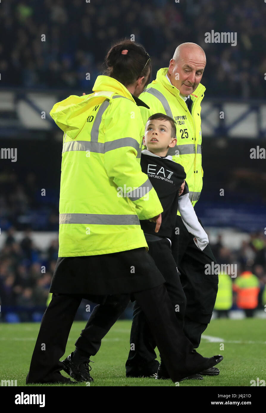 Pitch invader off hi-res stock photography and images - Alamy