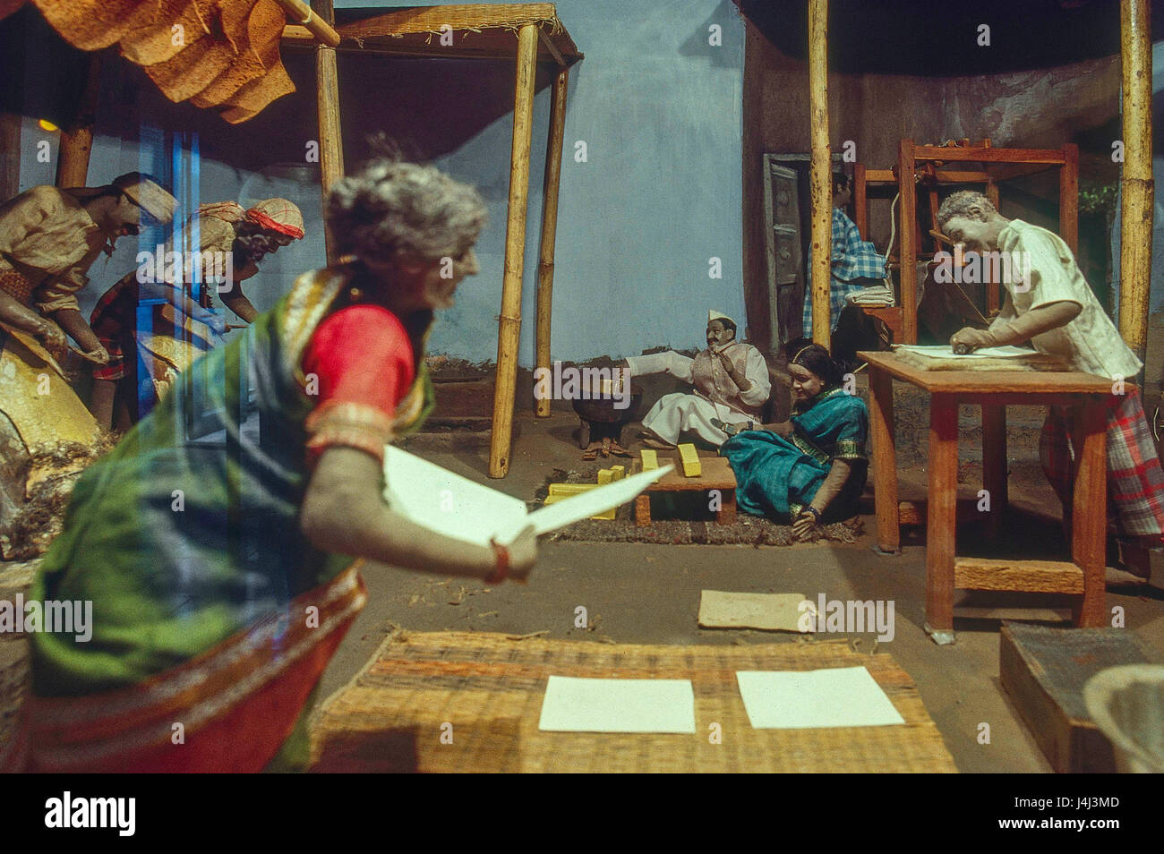 Mahatma gandhi weaving hi-res stock photography and images - Alamy