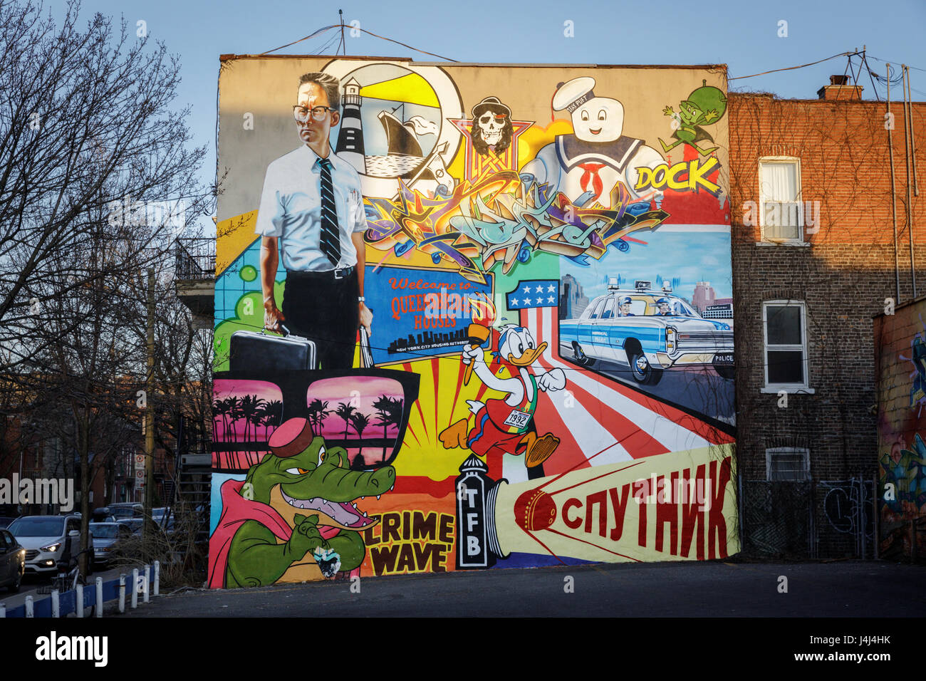 Montreal wall art hi-res stock photography and images - Alamy
