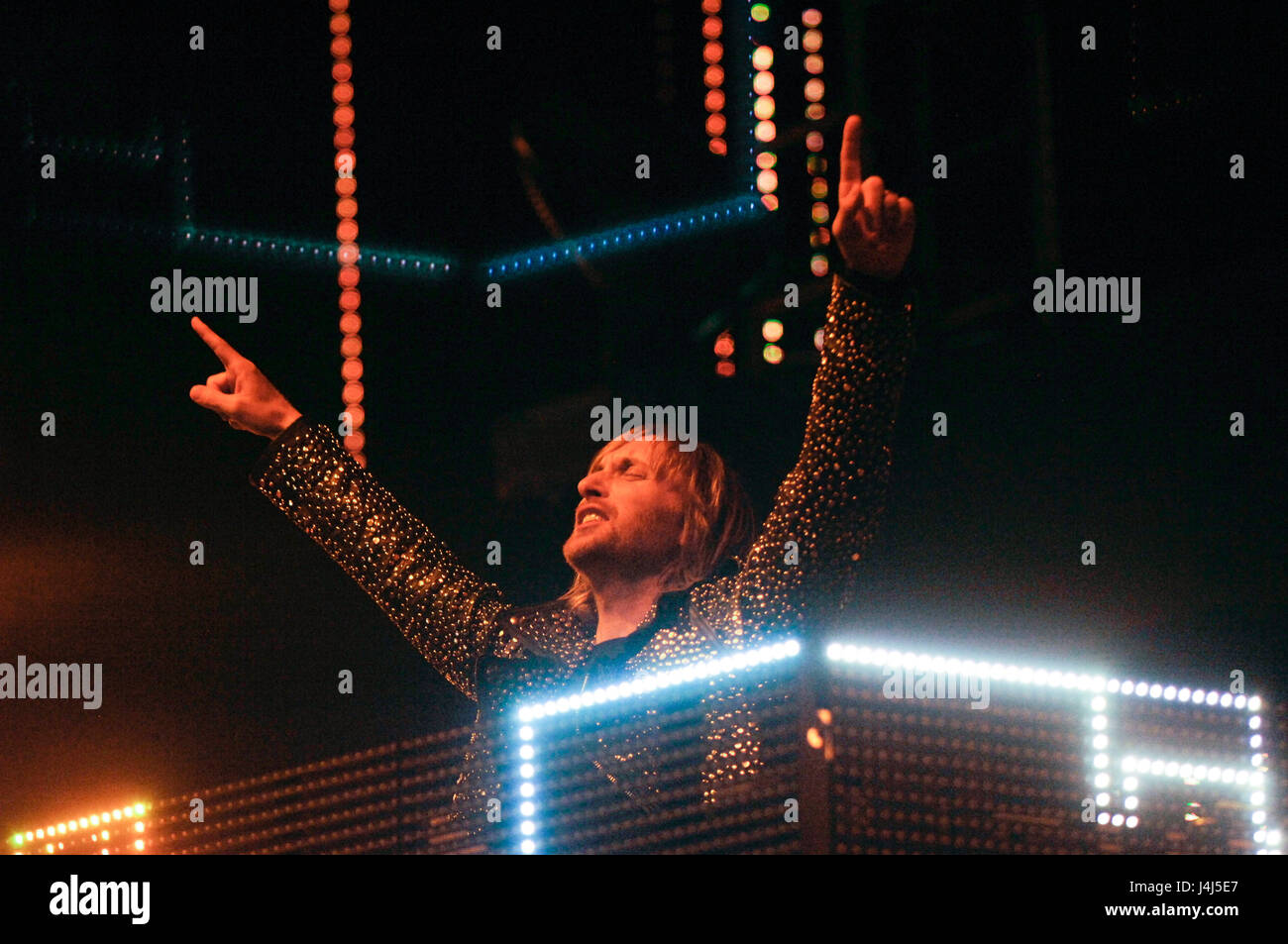 David guetta stage hi-res stock photography and images - Alamy