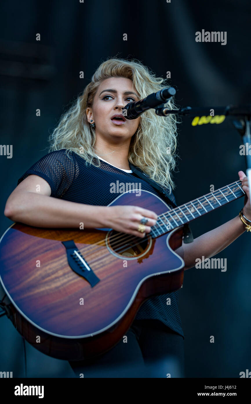 Tori Kelly performs at 2017 Beale Street Music Festival at Tom Lee Park ...