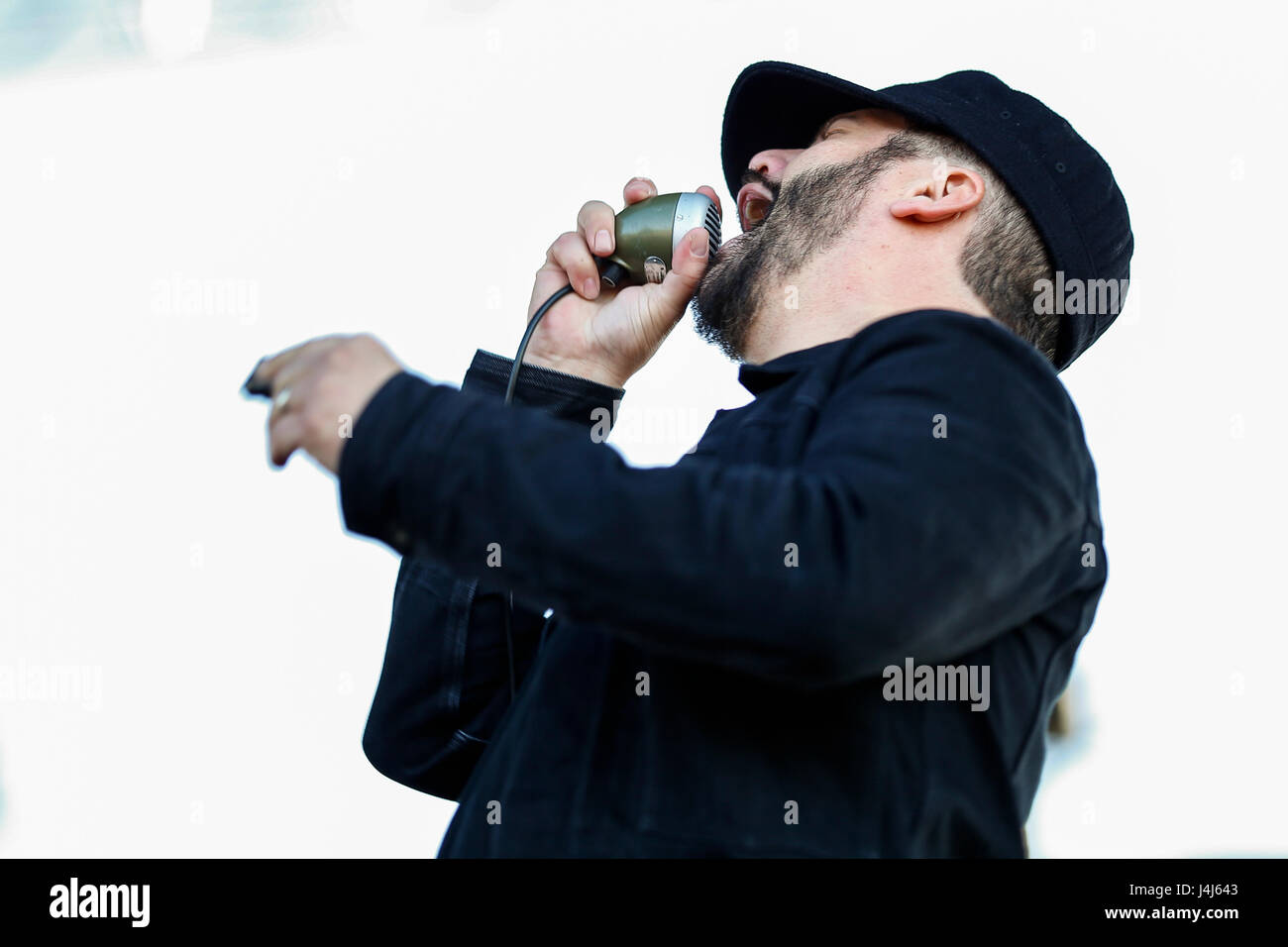 Chris Vos, vocalist of The Record Company performs at the 2017 Beale ...