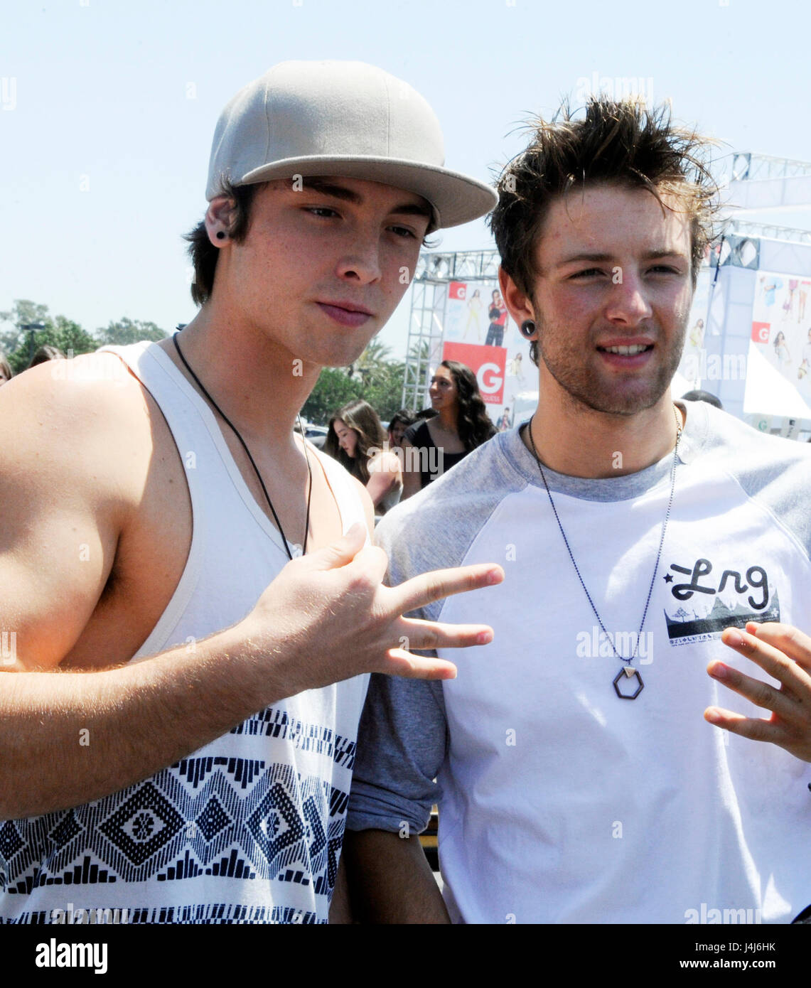 102 7 kiis fm wango tango hi-res stock photography and images - Alamy