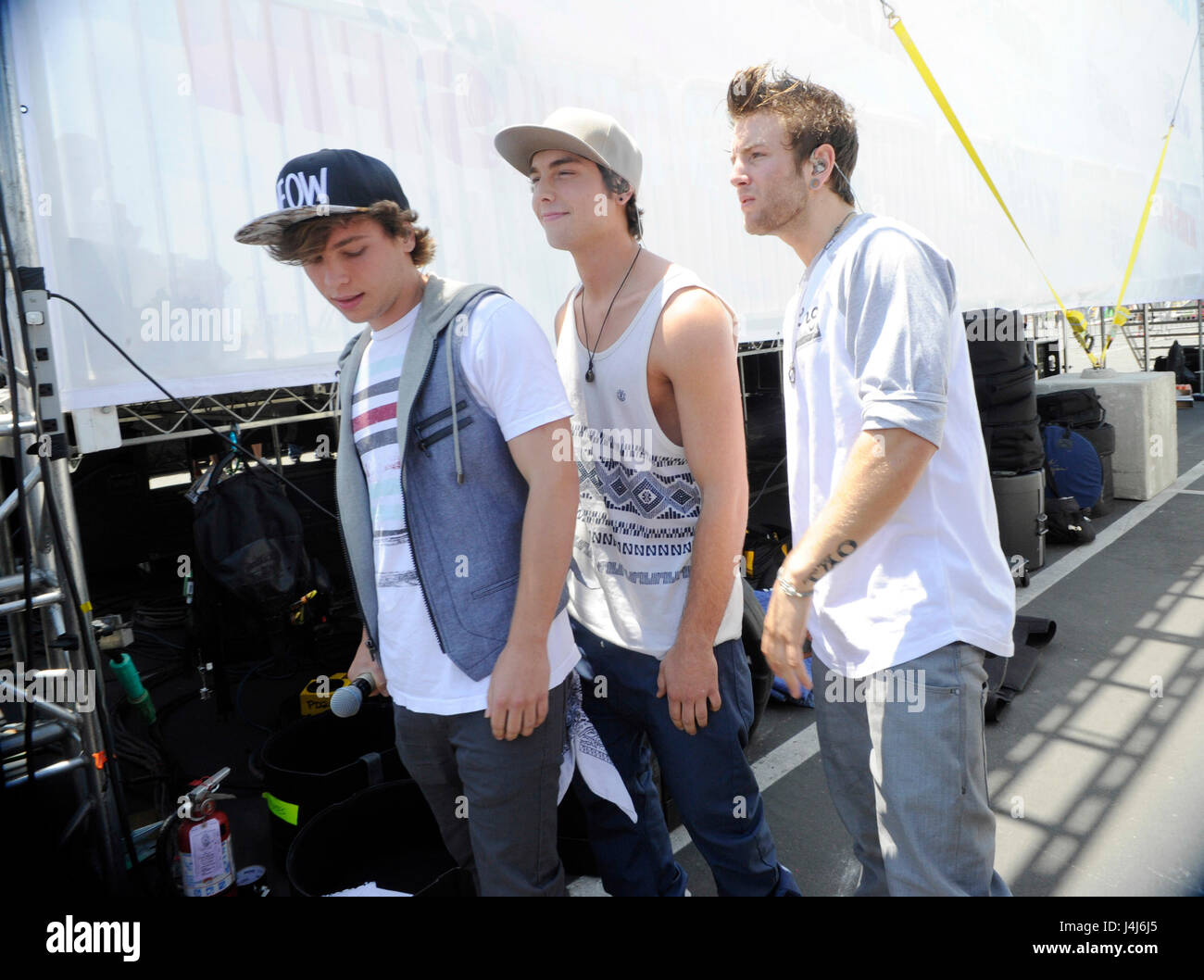 102 7 kiis fm wango tango hi-res stock photography and images - Alamy