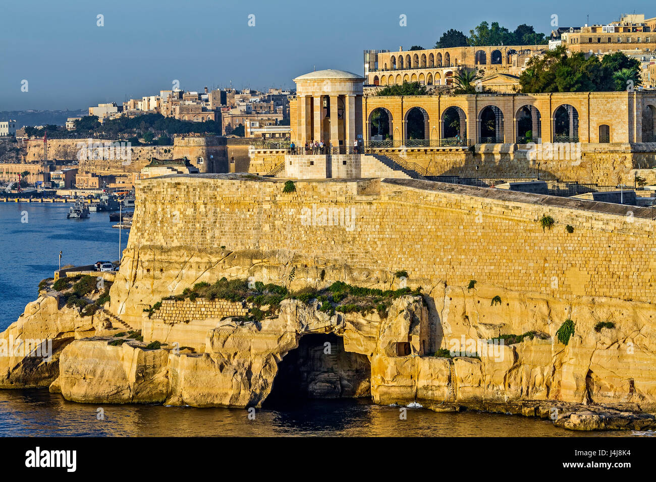 Siege Bell, On The Grand Harbour, Valletta, Malta Stock Photo - Alamy