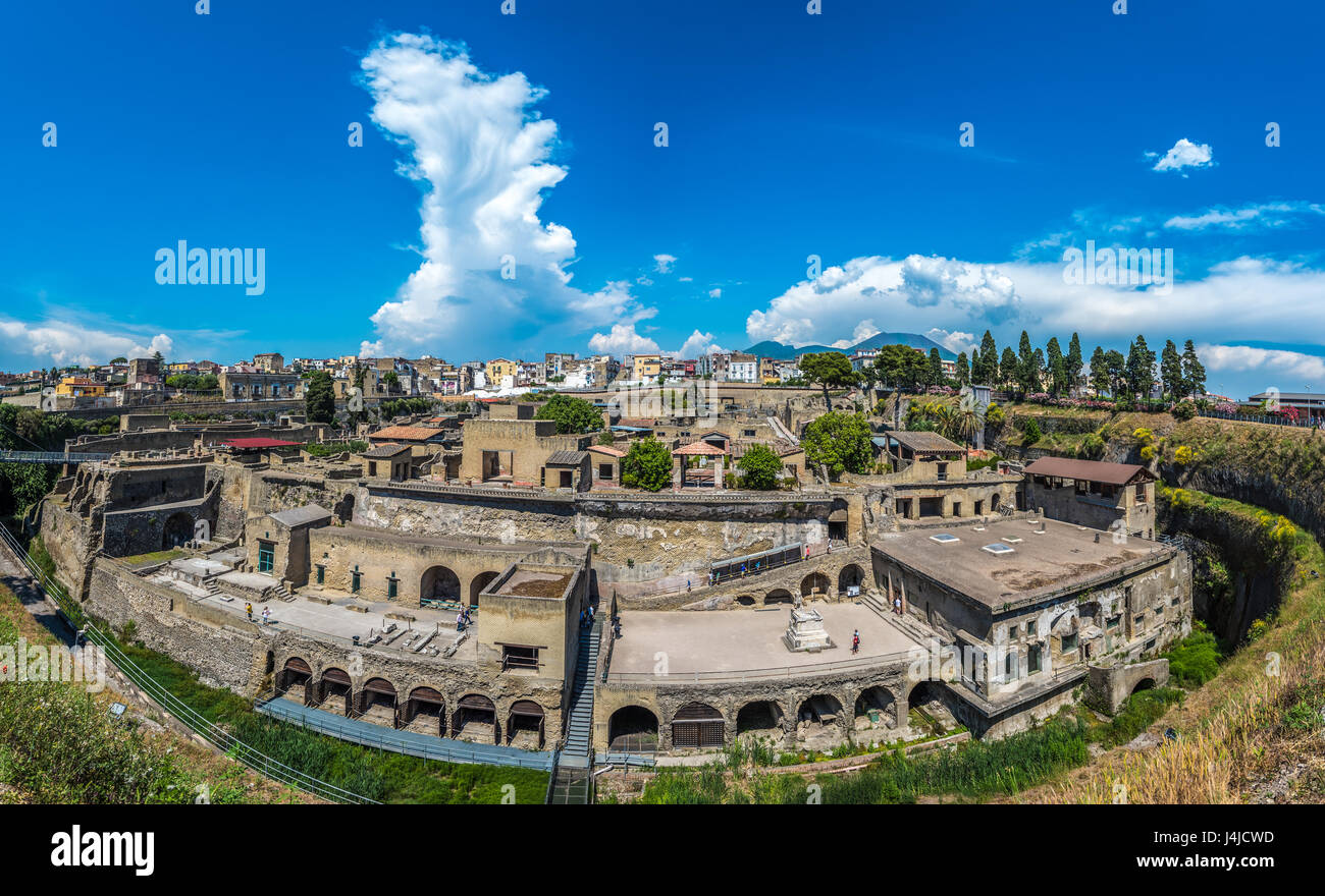 Roman insula hi-res stock photography and images - Alamy