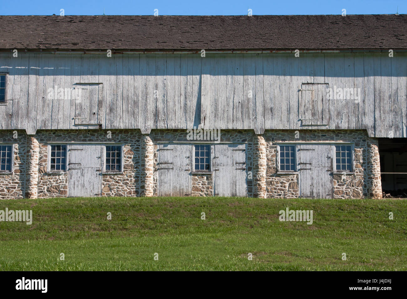 Horse Barns High Resolution Stock Photography and Images - Alamy