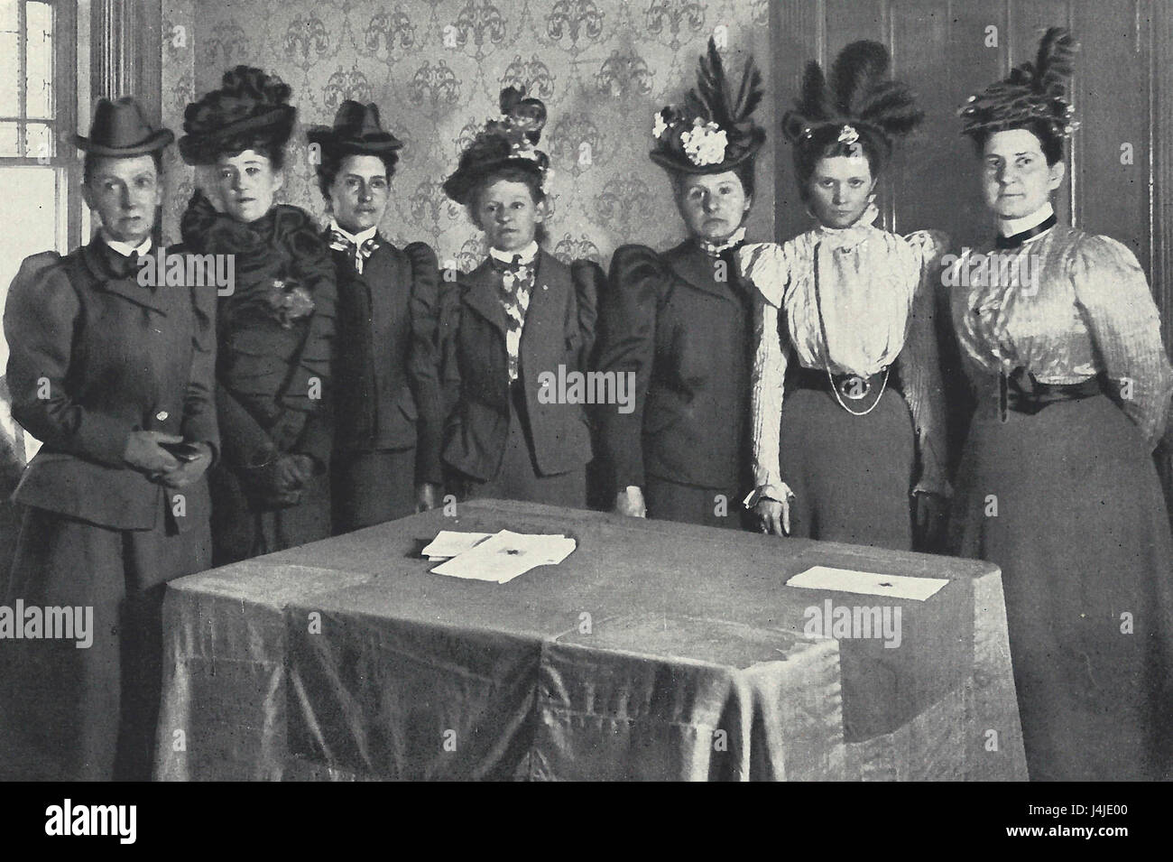 Oath of allegiance hi-res stock photography and images - Alamy