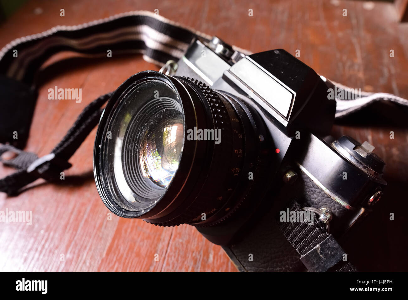 Analog film camera Stock Photo - Alamy