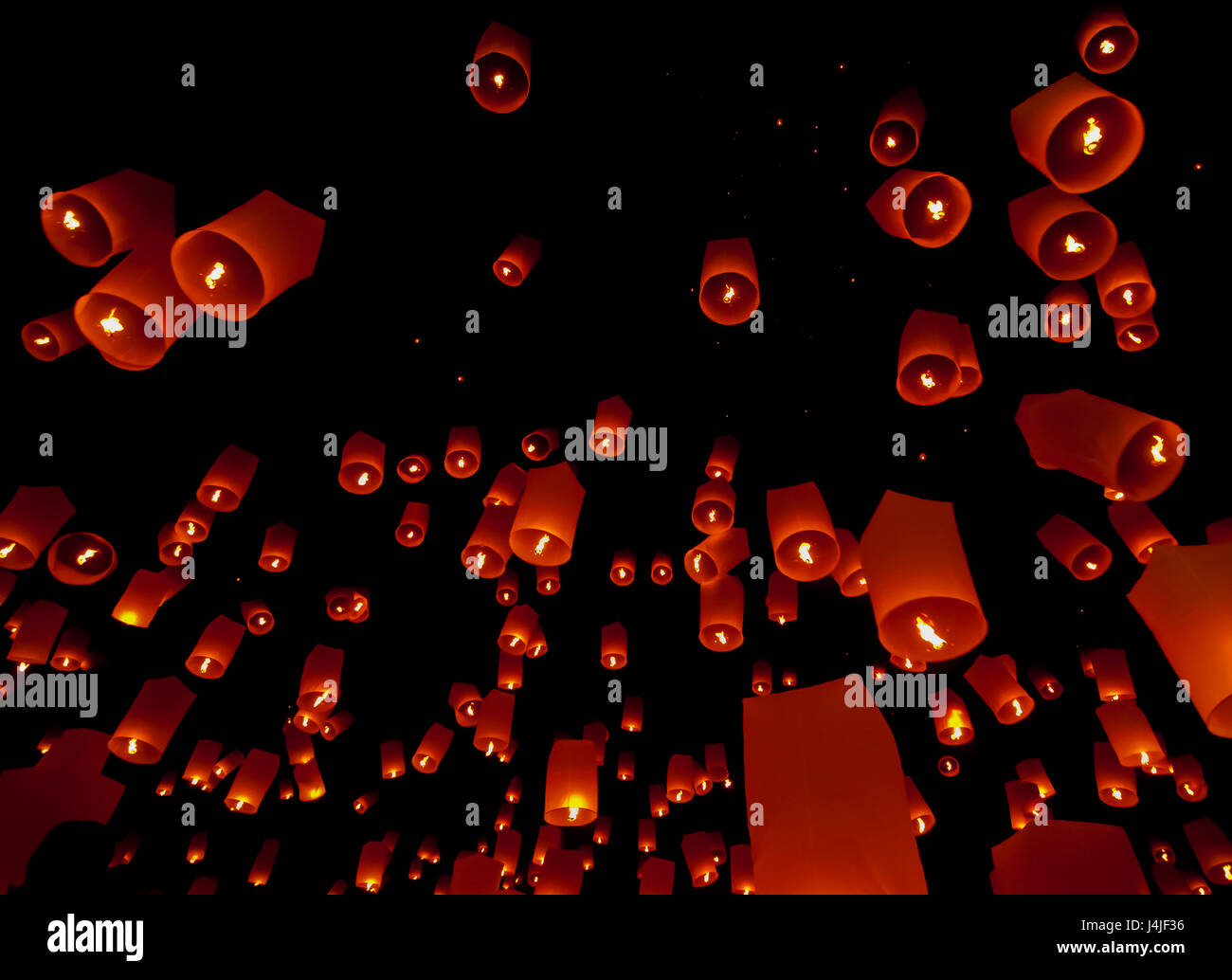 Floating lantern in Yee Peng festival (Loy Krathong), Buddhist floating ...