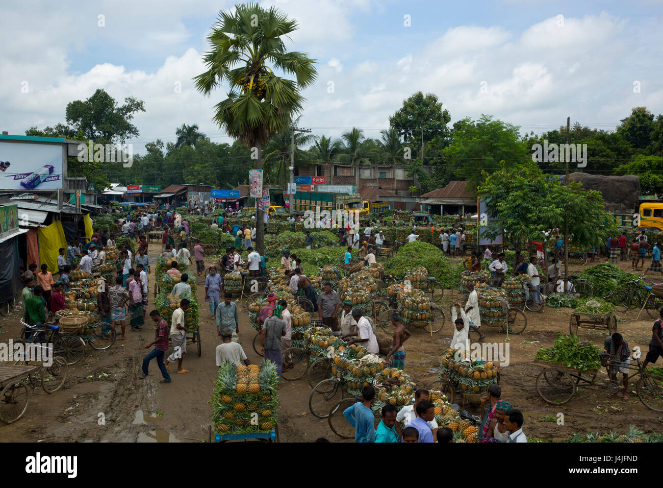 Rickshaw display hi-res stock photography and images - Alamy