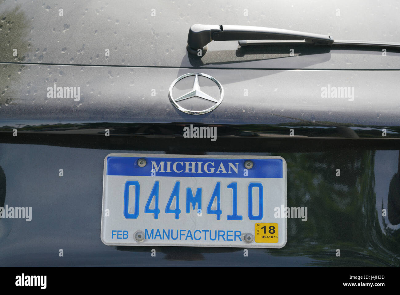 Manufacturer License Plate Around the MBRDNA Stock Photo - Alamy