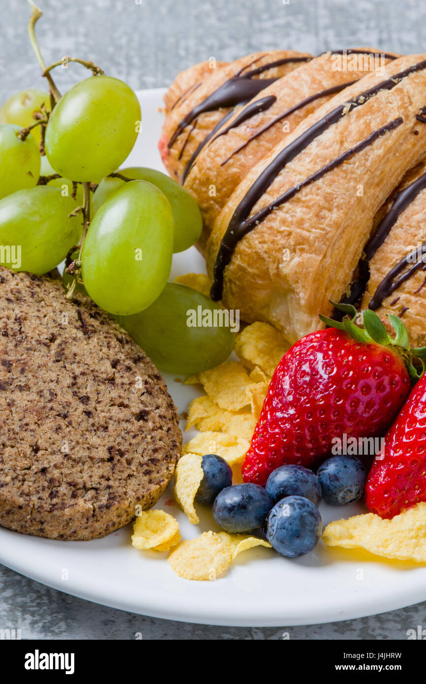 colorful breakfast plate with healthy fruits Stock Photo - Alamy