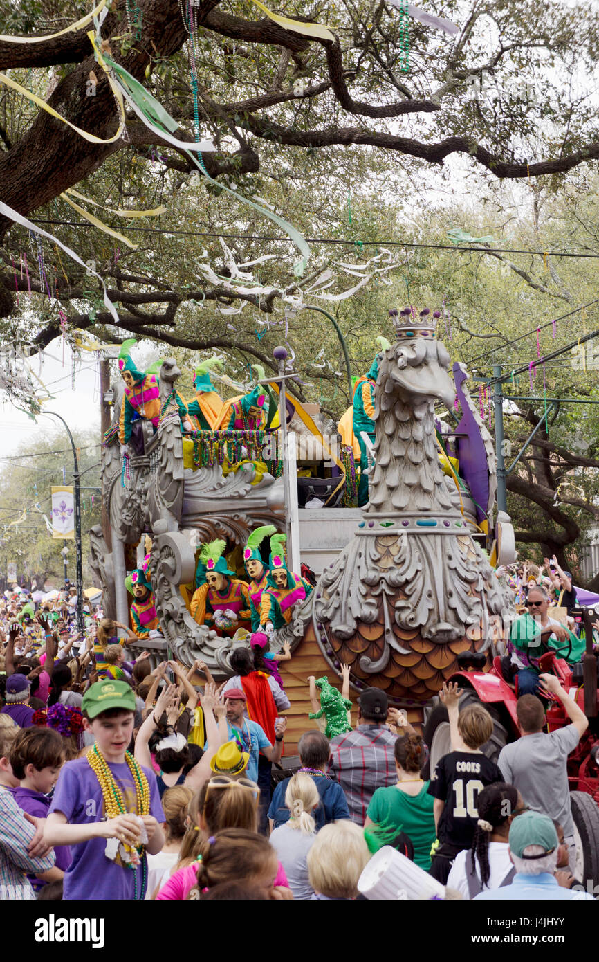 Mythic-eagle float approaches Mardi Gras revellers during the Rex ...
