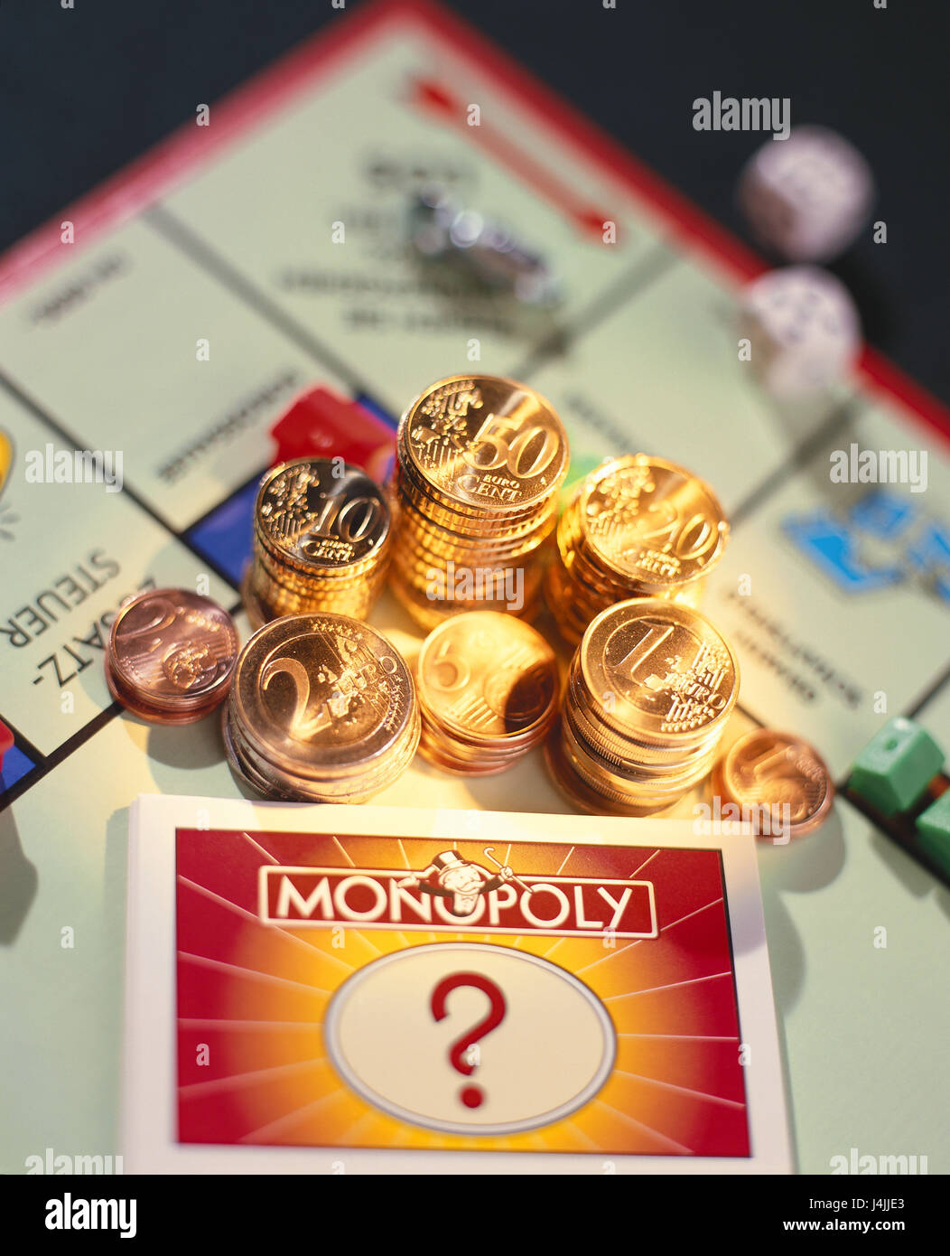 Monopoly game board hi-res stock photography and images - Alamy