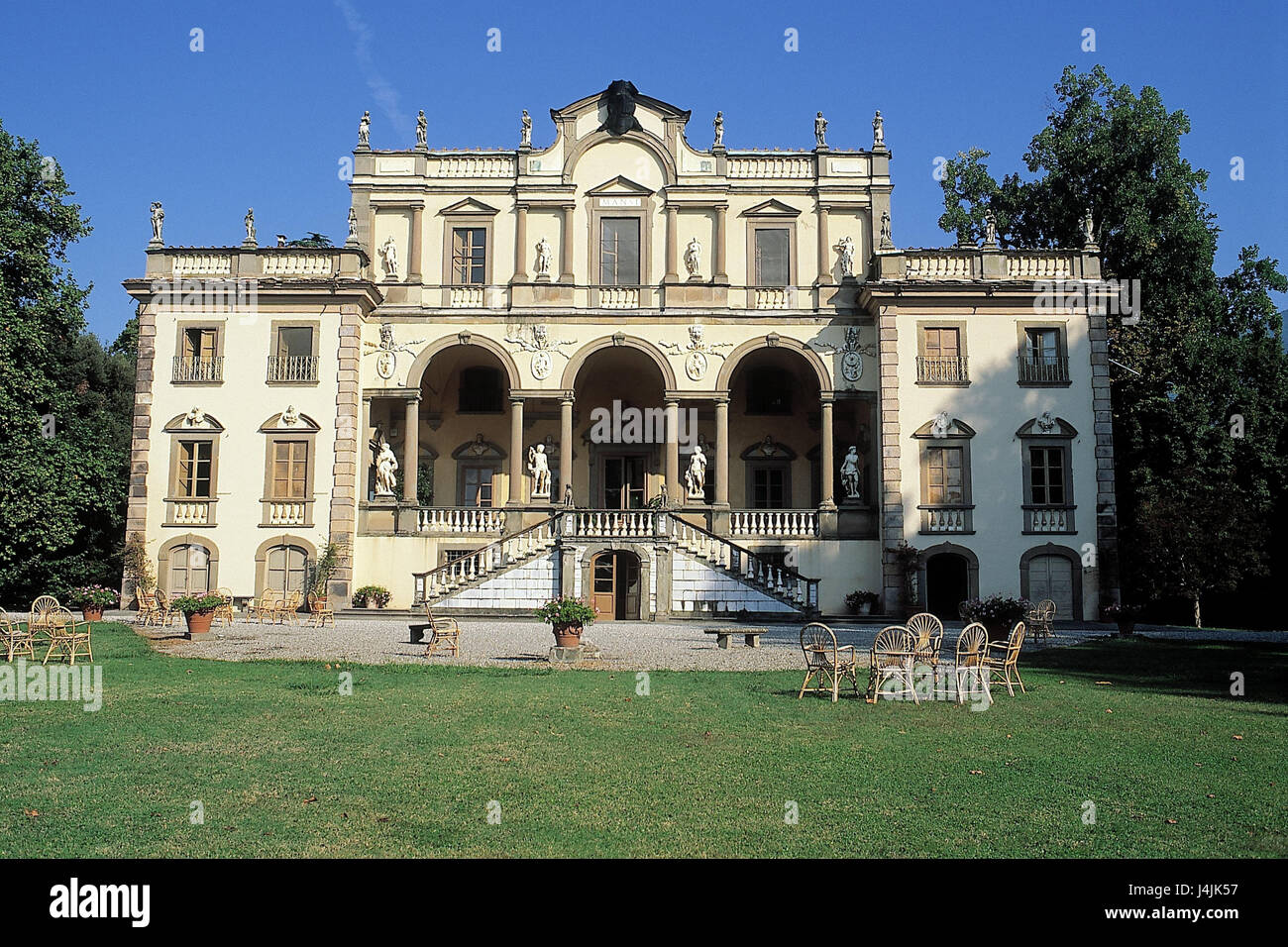 Palazzo mansi hi-res stock photography and images - Alamy