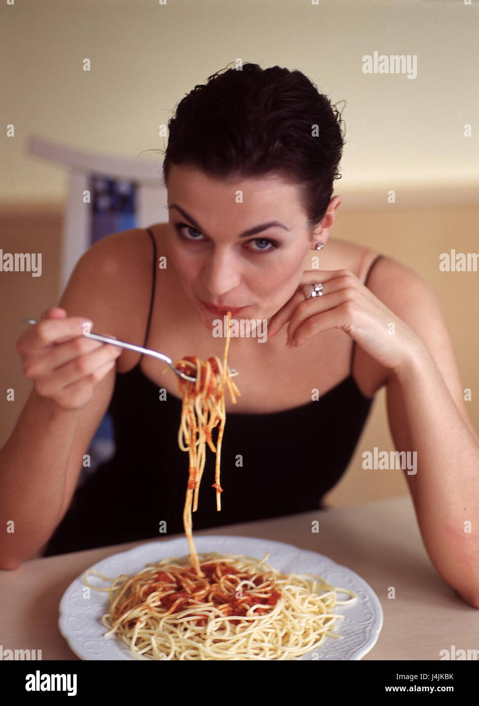 Woman, young, eat, spaghetti food, dish, noodles, pasta dish, ketchup ...