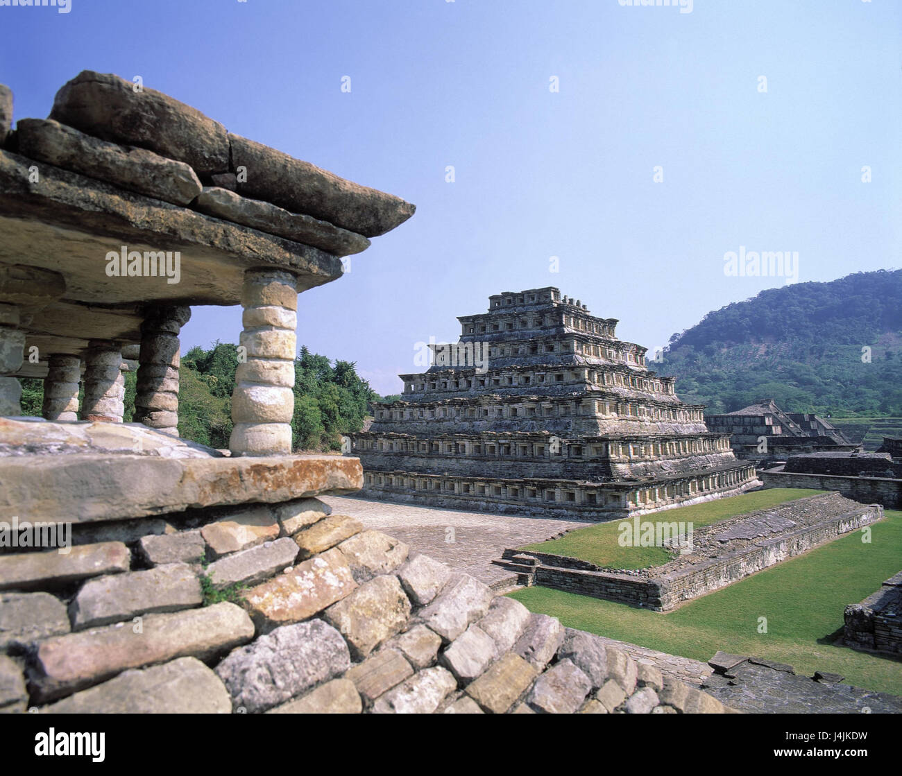 Mexico, Veracruz State, el Tajin, niche pyramid pyramid, 7-storied ...