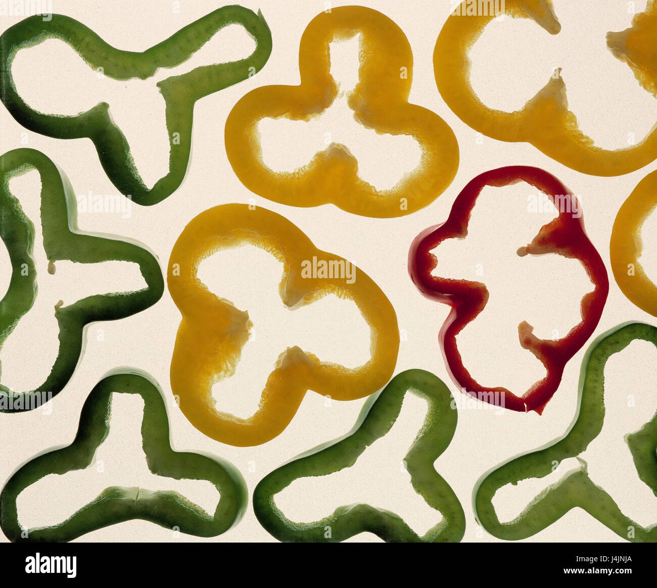 Peppers, cut still life, studio, Frei's plate, close up, capsicum, red ...