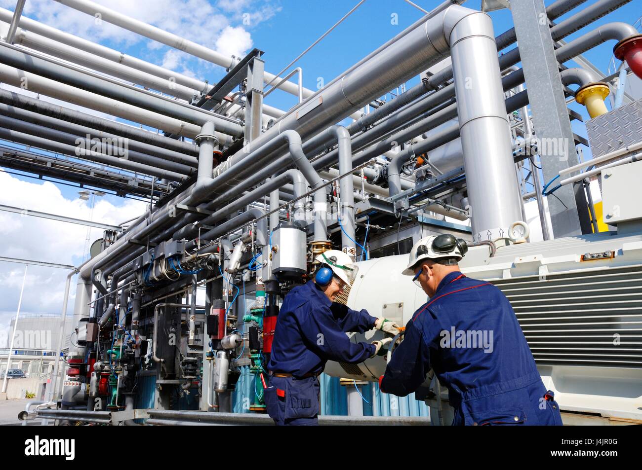 Industrial men workers hi-res stock photography and images - Alamy