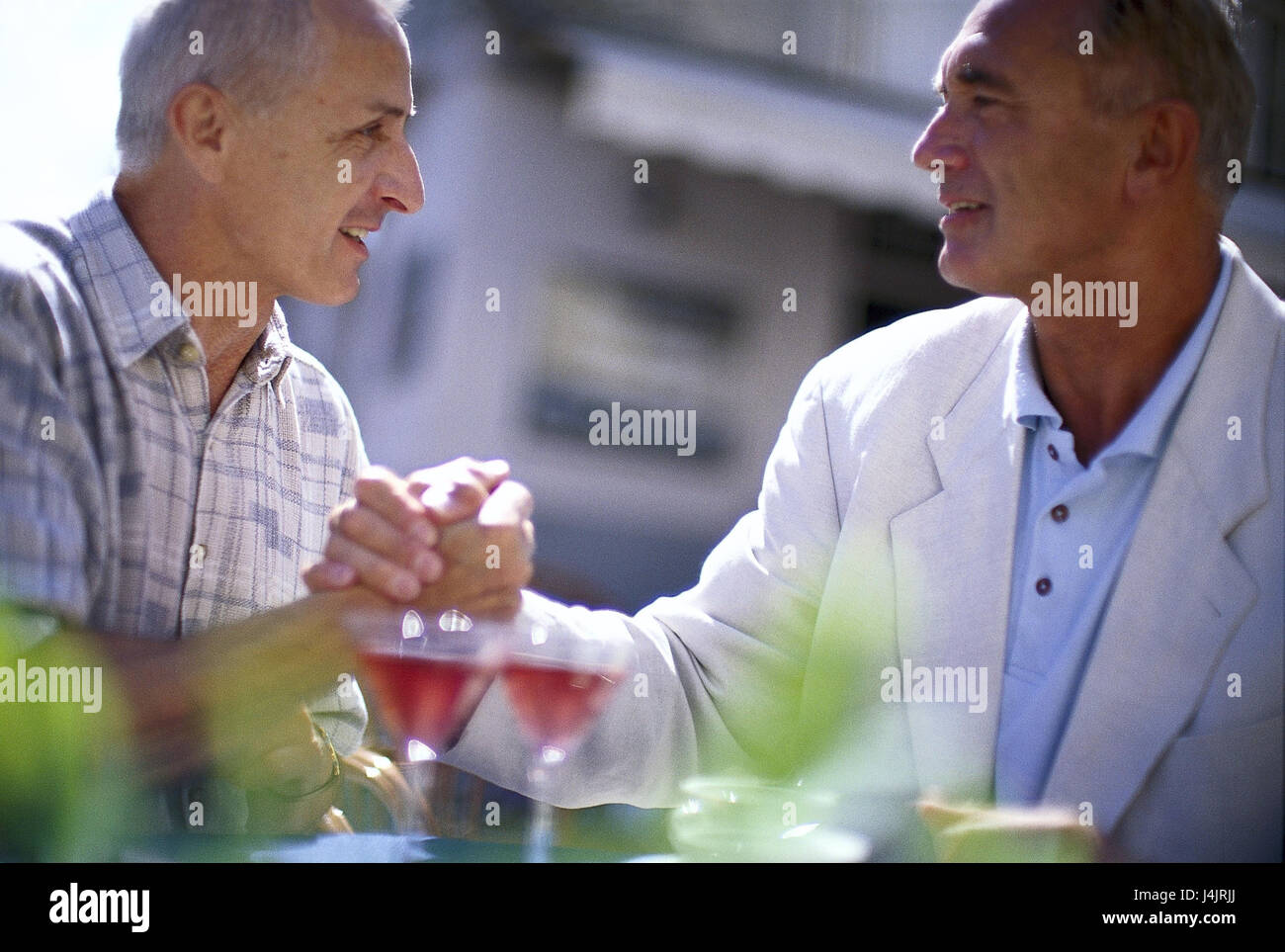 Street cafe, men, middle old person, eye contact, slap outside, bar ...