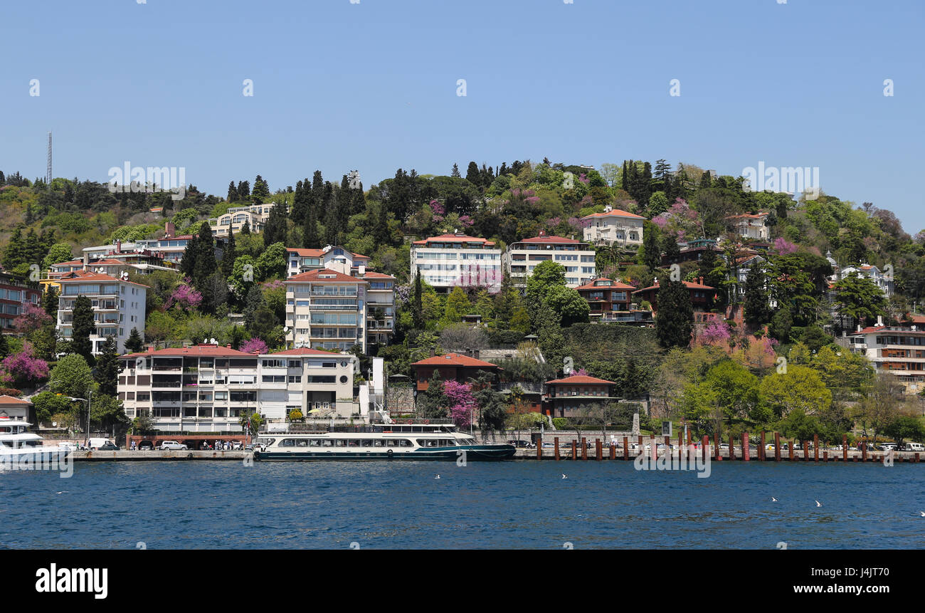 Buildings in Bosphorus Strait, Istanbul City, Turkey Stock Photo - Alamy