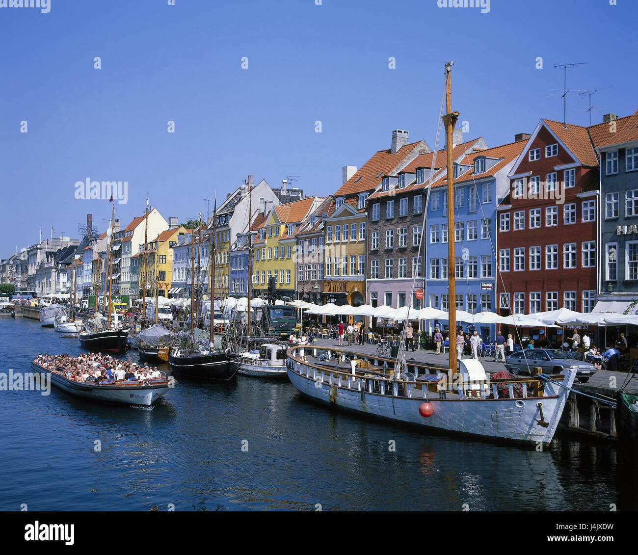 Denmark, Copenhagen, town view, Nyhavn, ships outside, Scandinavia ...