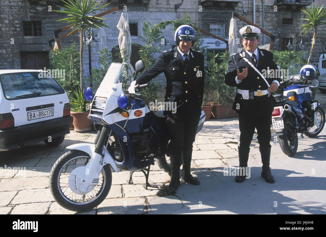 Old policeman hi-res stock photography and images - Alamy