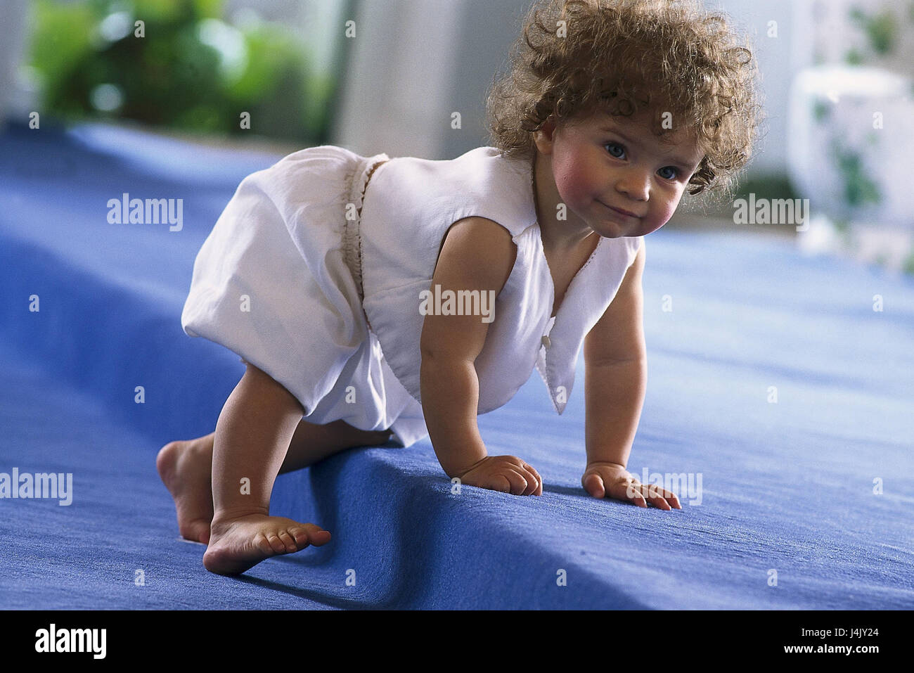 Infant, girl, creep, step inside, at home, childhood, child, dark ...