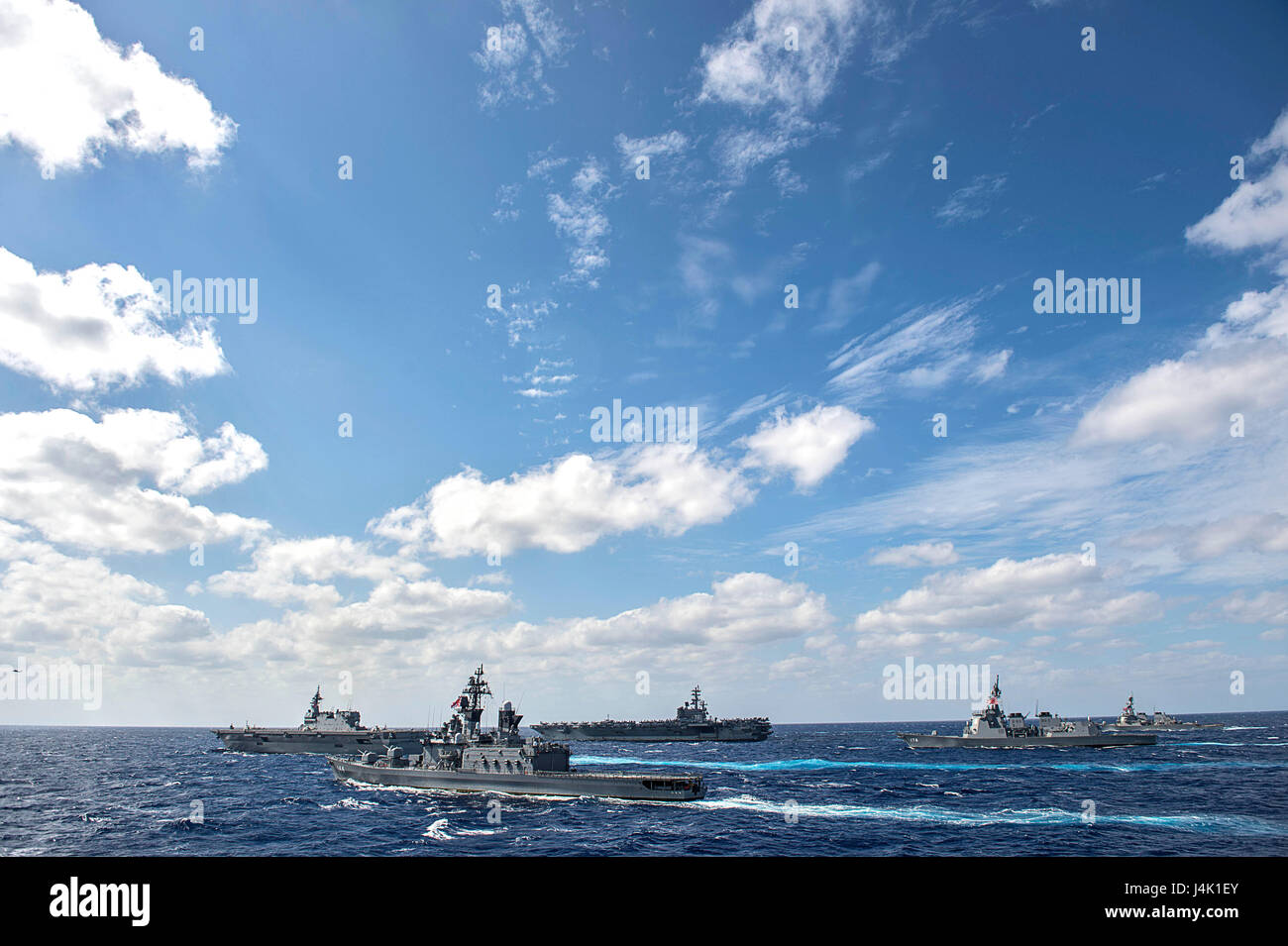 U s navy vessels hi-res stock photography and images - Alamy