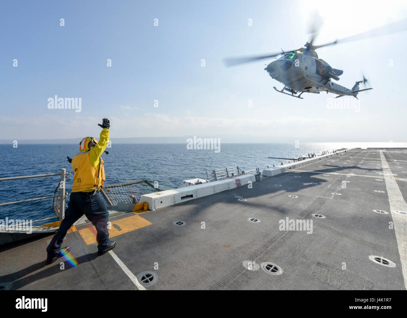 Exercise alligator dagger hi-res stock photography and images - Alamy