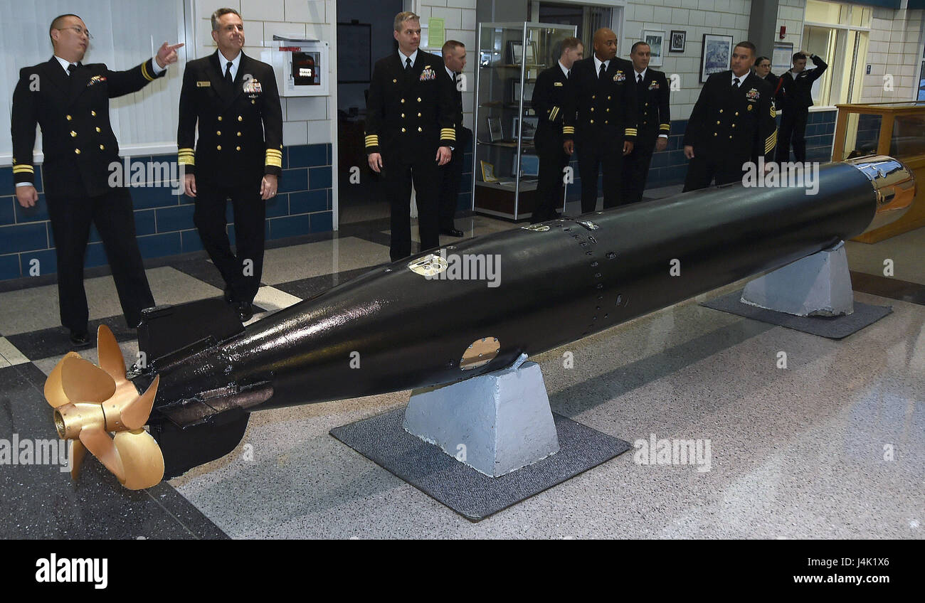 Uss triton hi-res stock photography and images - Alamy