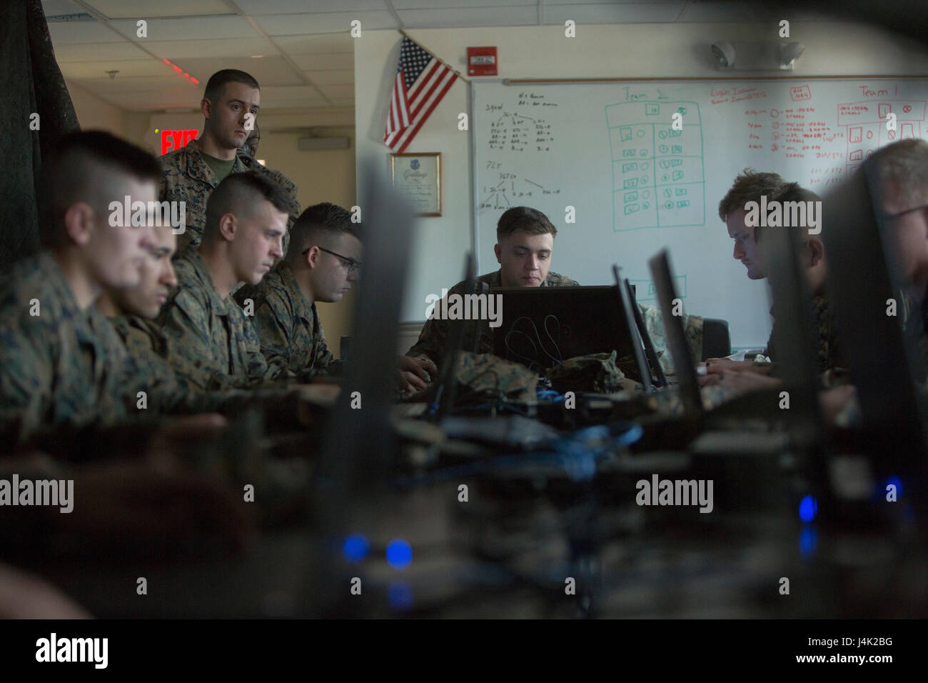 Virtual battlespace hi-res stock photography and images - Alamy