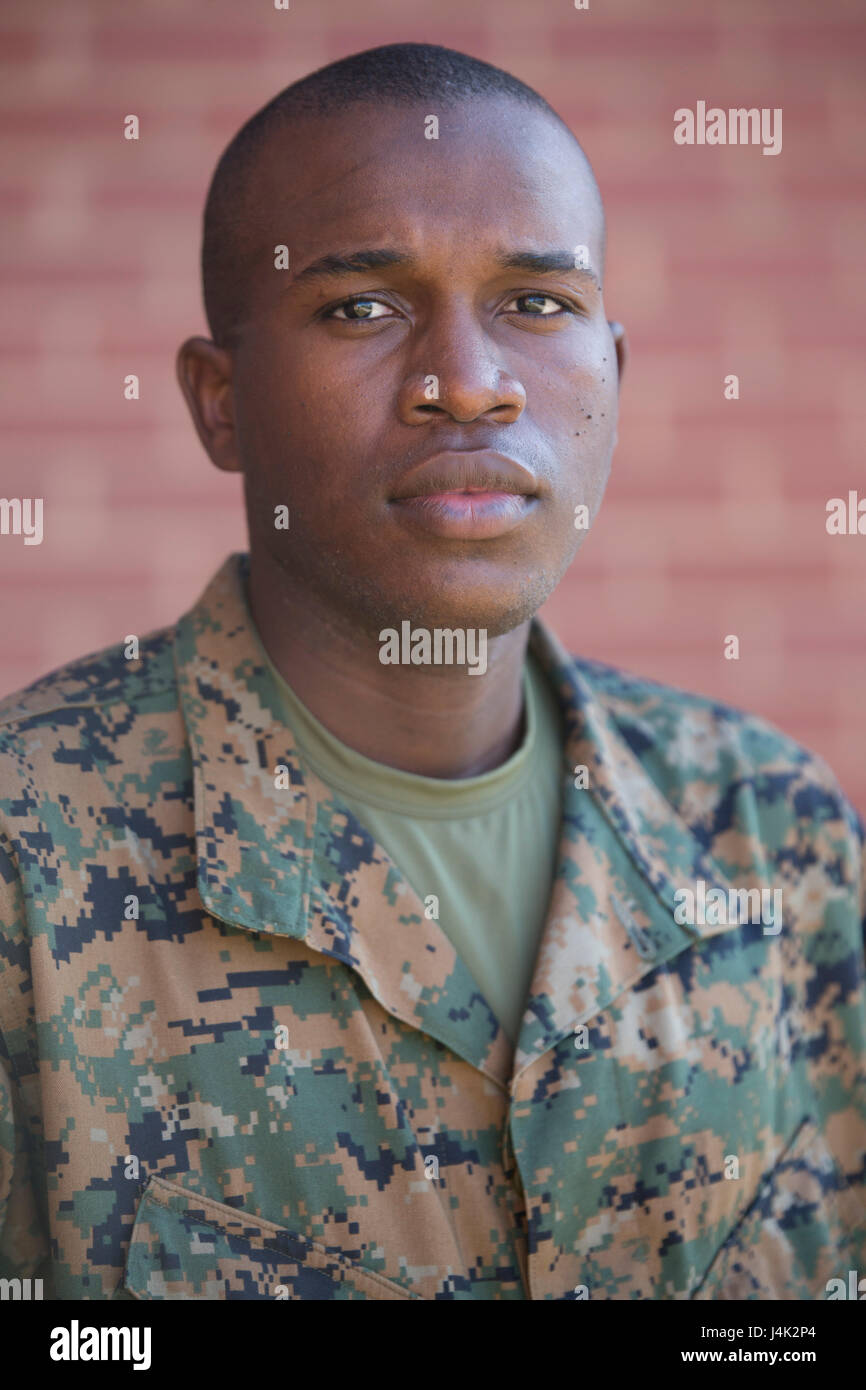 Pvt. Shakir A. Lawrence, Platoon 3002, 3rd Recruit Training Battalion ...