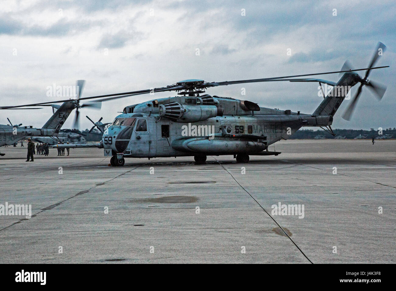 U.S. Marines with Marine Heavy Helicopter Squadron 464 prepare for a ...