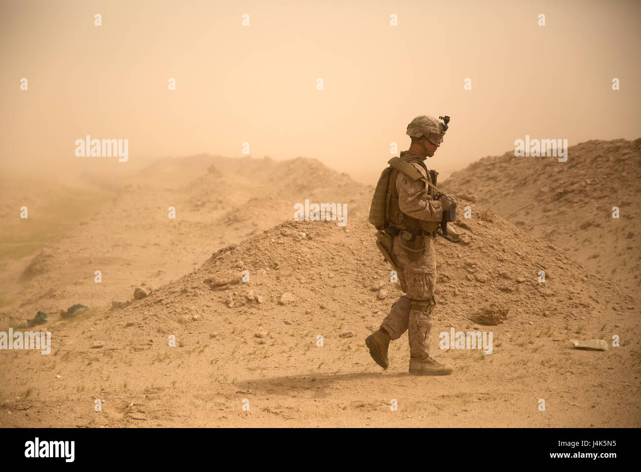FORWARD OPERATING BASE GERBER, Kuwait (April 15, 2017)— U.S. Marine ...