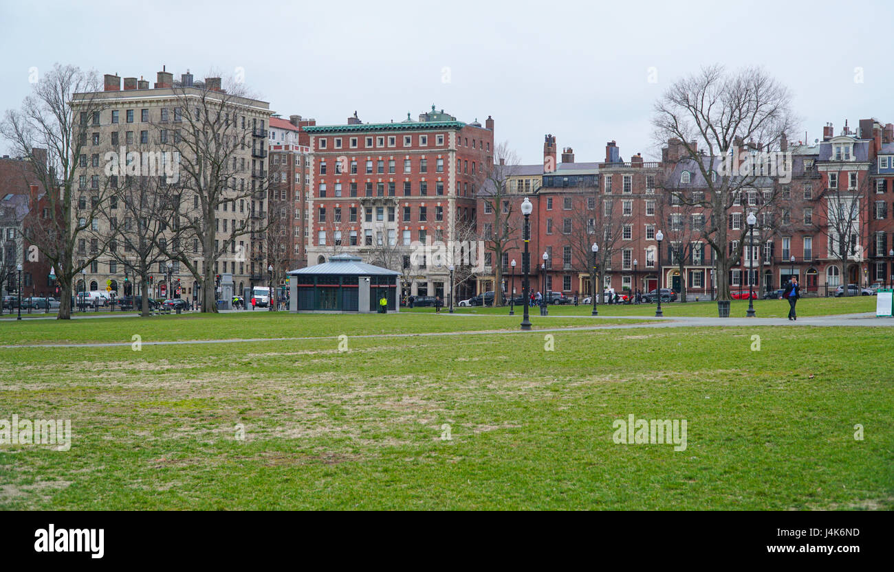 Beautiful old houses around Boston Common - BOSTON , MASSACHUSETTS ...