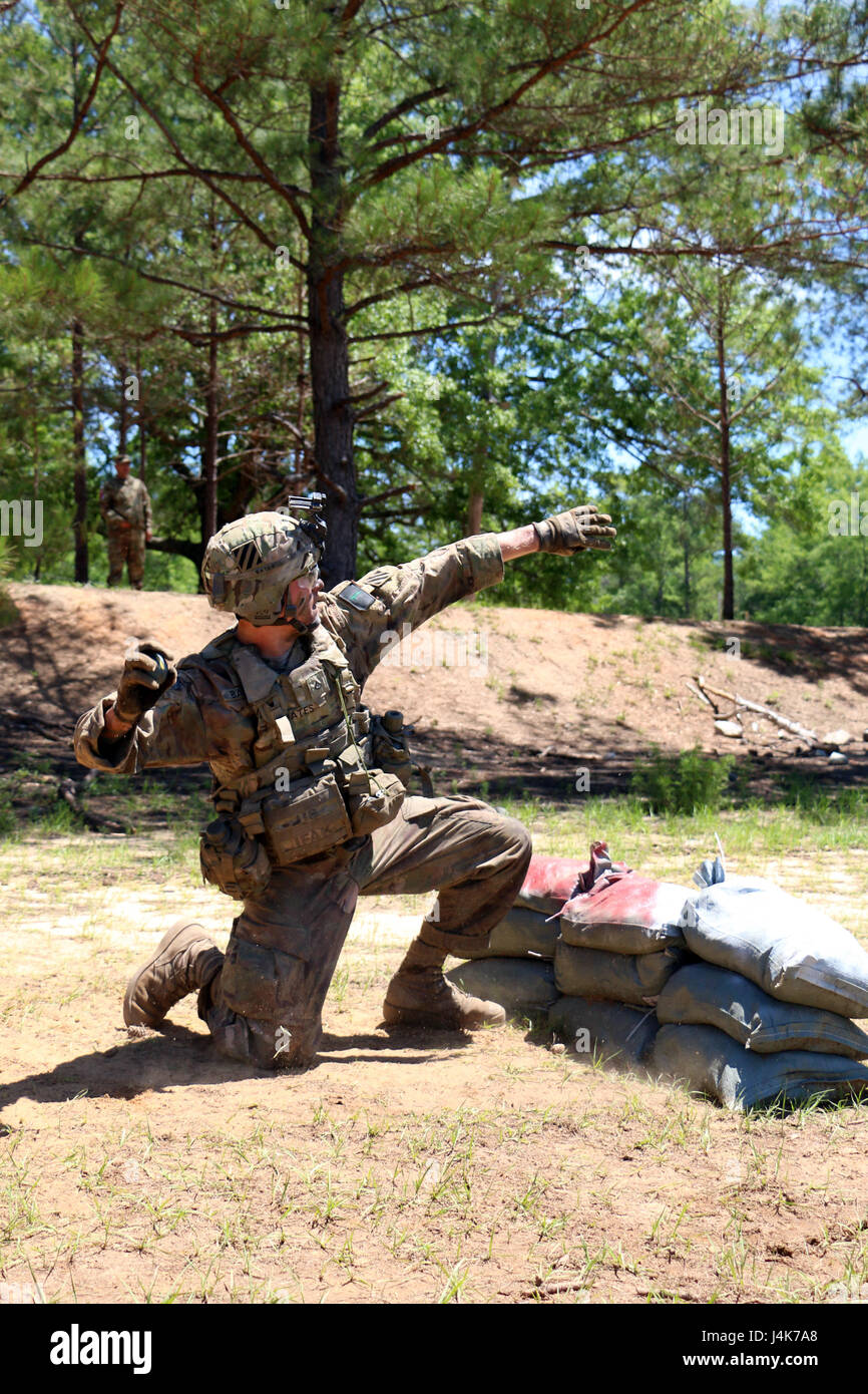 Pfc. Matthew Bates, a cavalry scout with the 3rd Infantry Division ...