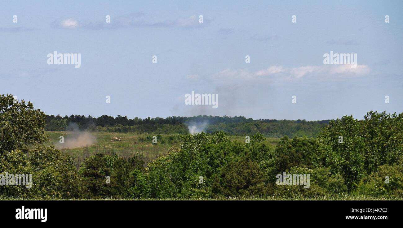 Army National Guard Soldiers enrolled in the 11C Indirect Fire ...