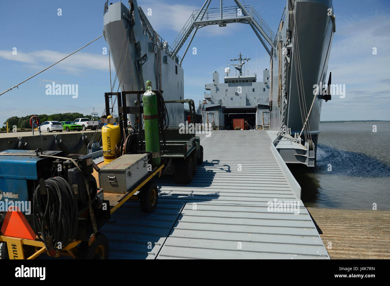 U.S. Army 558th Transportation Company, 10th Battalion, 7th ...